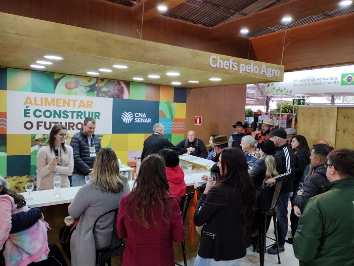 Visitantes da Expointer conhecem as ações do Sistema CNA/Senar ...