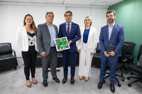 Sistema CNA/Senar recebe embaixador do Omã | Confederação da ...